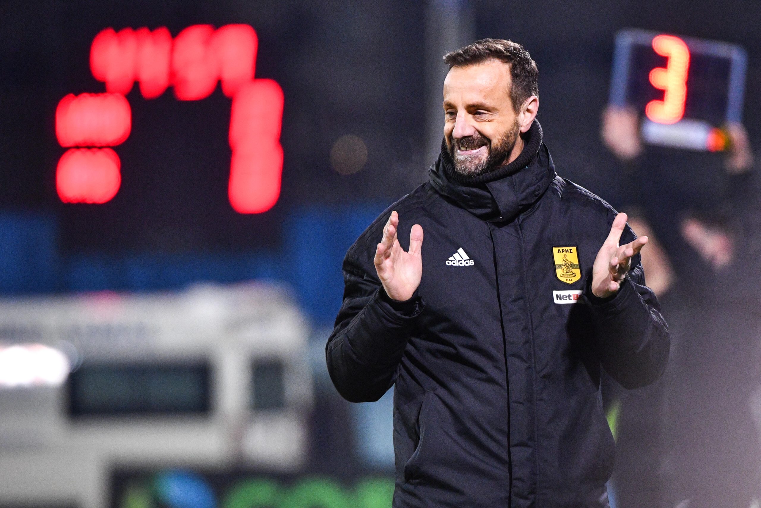 Πρώτο φαβορί ο Μάντζιος για τον πάγκο του Άρη - www.ertsports.gr