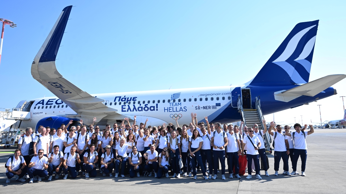 Αναχώρησε για Παρίσι η "Team Hellas" (ΦΩΤΟρεπορτάζ) - www.ertsports.gr