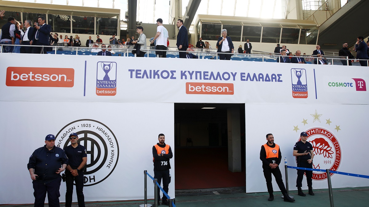 Η εικόνα του ΟΑΚΑ μία ώρα πριν τον τελικό του Κυπέλλου Ελλάδας (ΦΩΤΟ ...