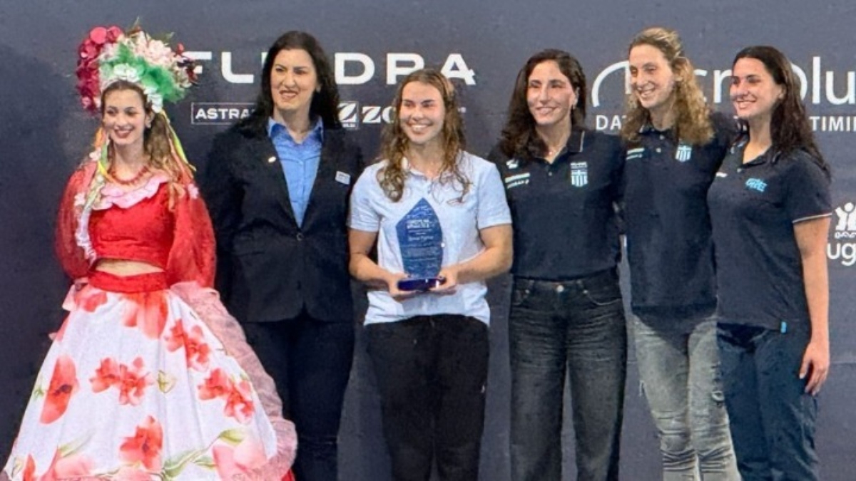 Η Νόνα Πέρεθ κορυφαία πολίστρια της Ευρώπης για το 2025, δεύτερη η ...