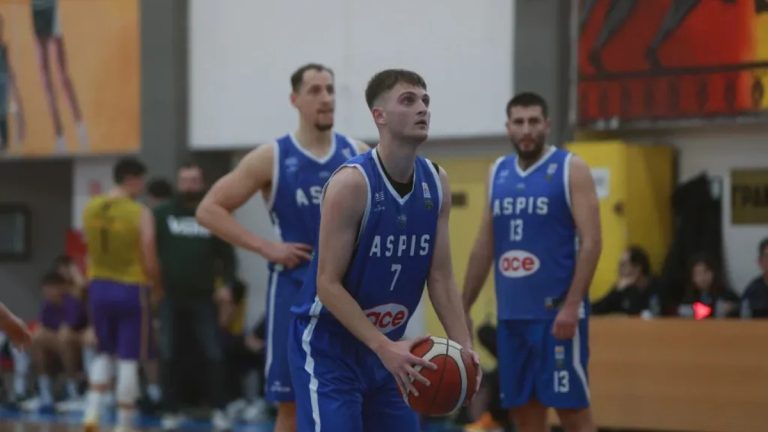 Στουρνάρας: «Δεν αισθανόμαστε αουτσάιντερ απέναντι στη ΜΕΝΤ» - www ...